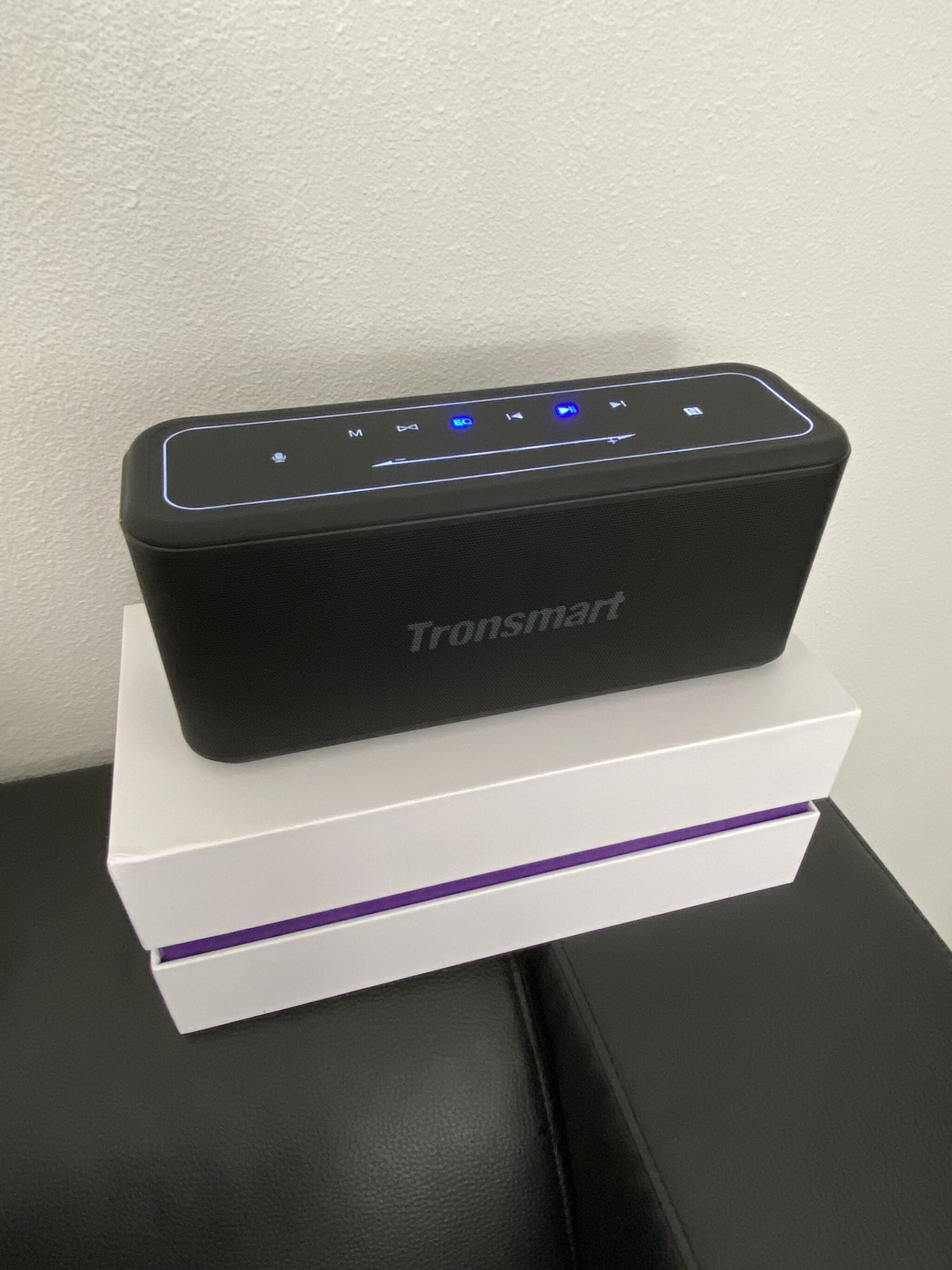 Tronsmart Mega Pro 60W: Quái thú trong mọi bữa tiệc
